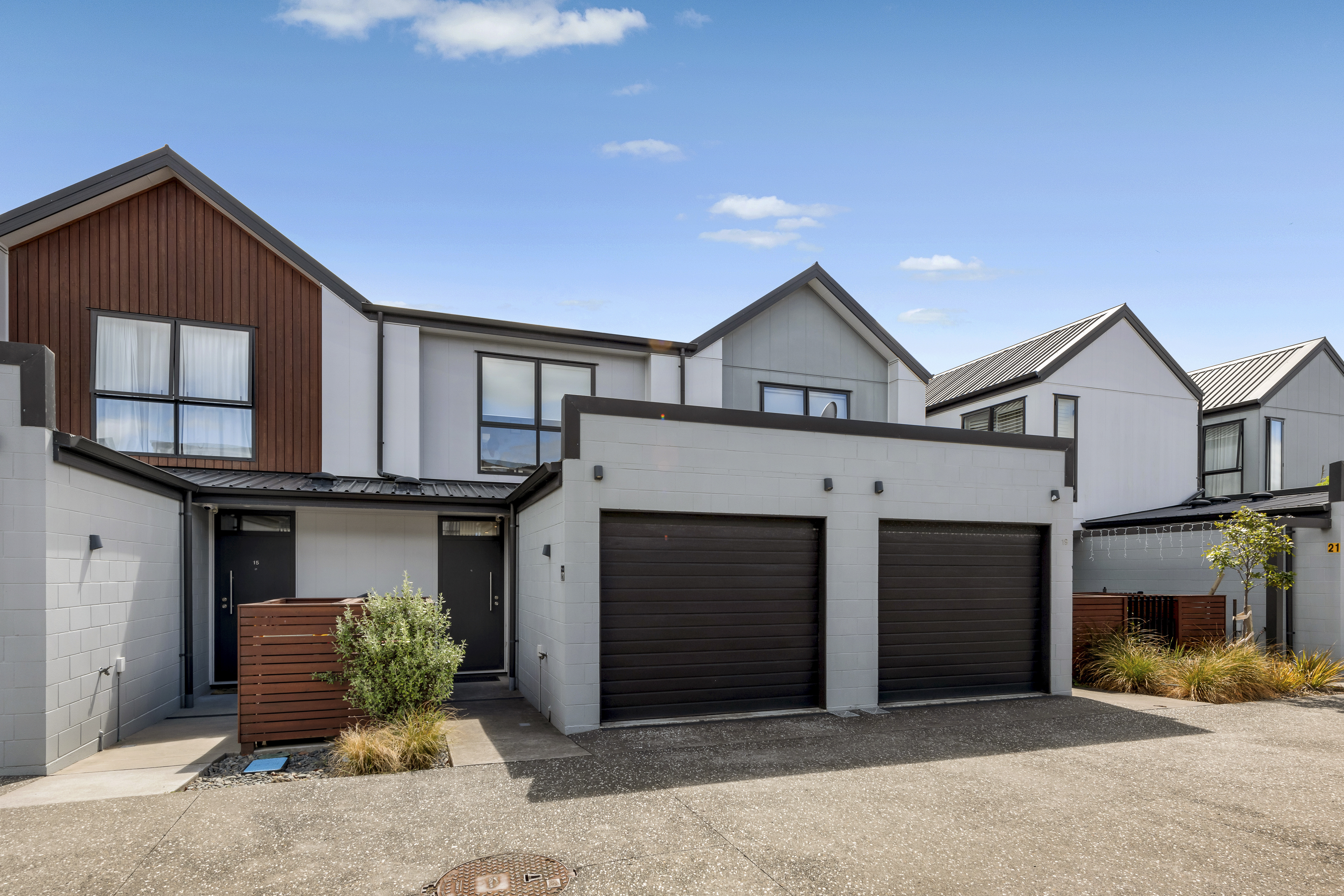 17 Gateway Avenue, Beachlands for Sale | Barfoot & Thompson - 908784