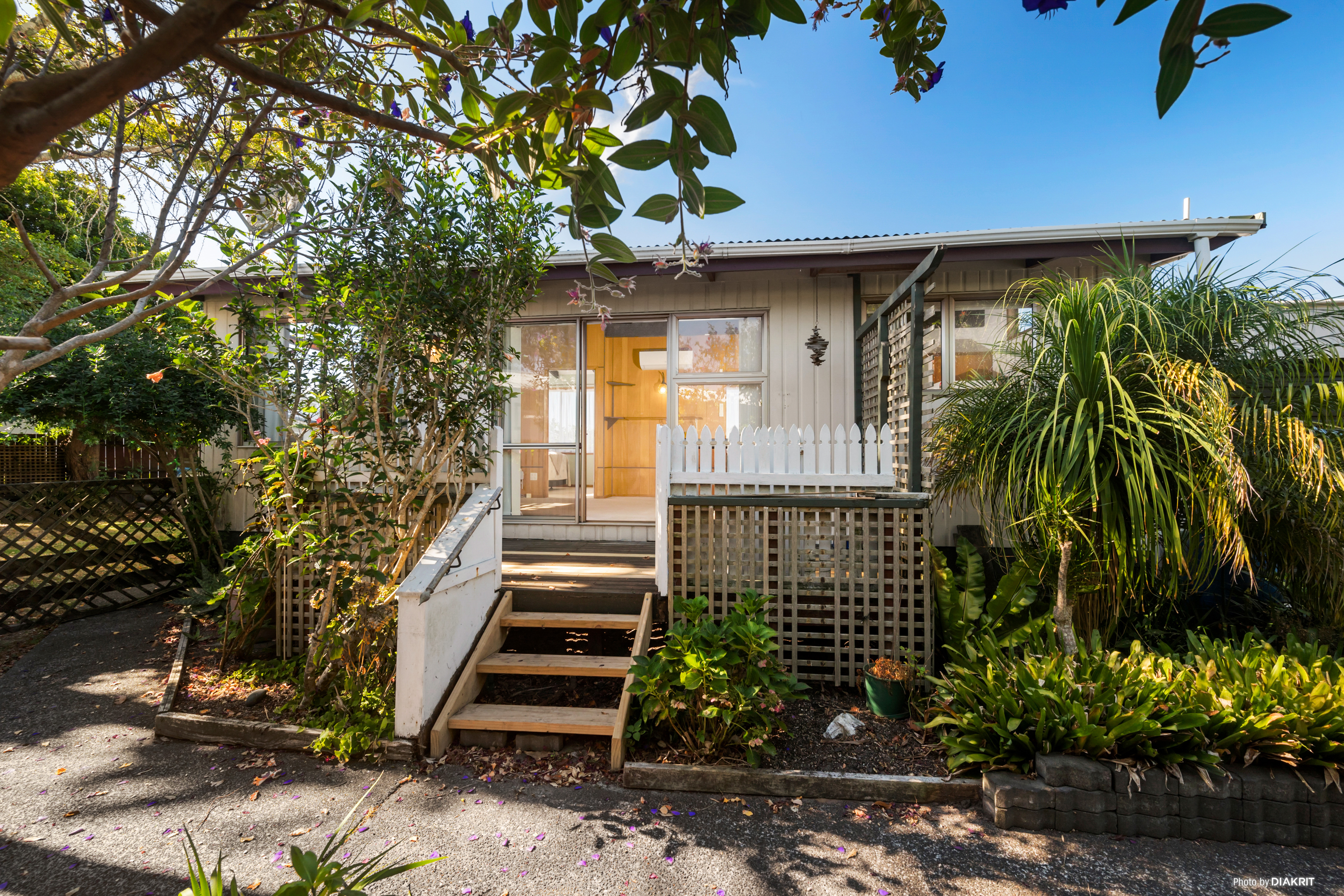Sold 33B Ladies Mile, Manly Jul 2025 | Barfoot & Thompson