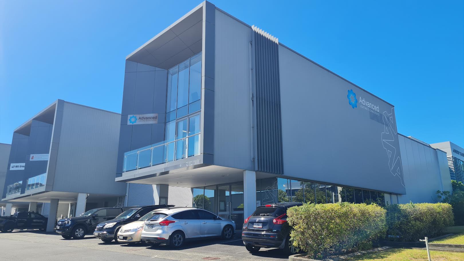 Unit 1/9 Orbit Drive, Rosedale | Barfoot & Thompson - 4068153