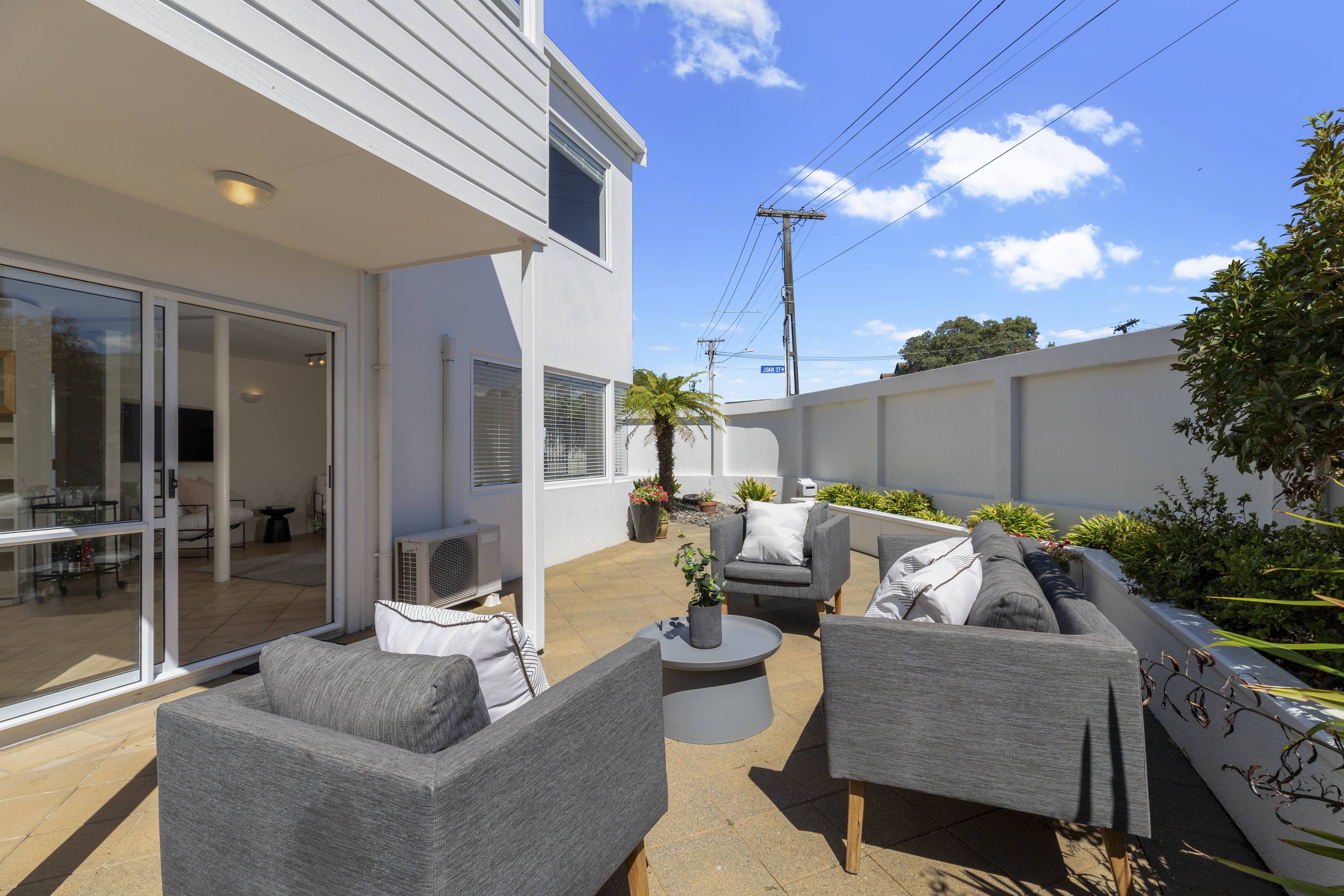 Sold 1/475 Point Chevalier Road, Pt Chevalier Jun 2025 | Barfoot & Thompson