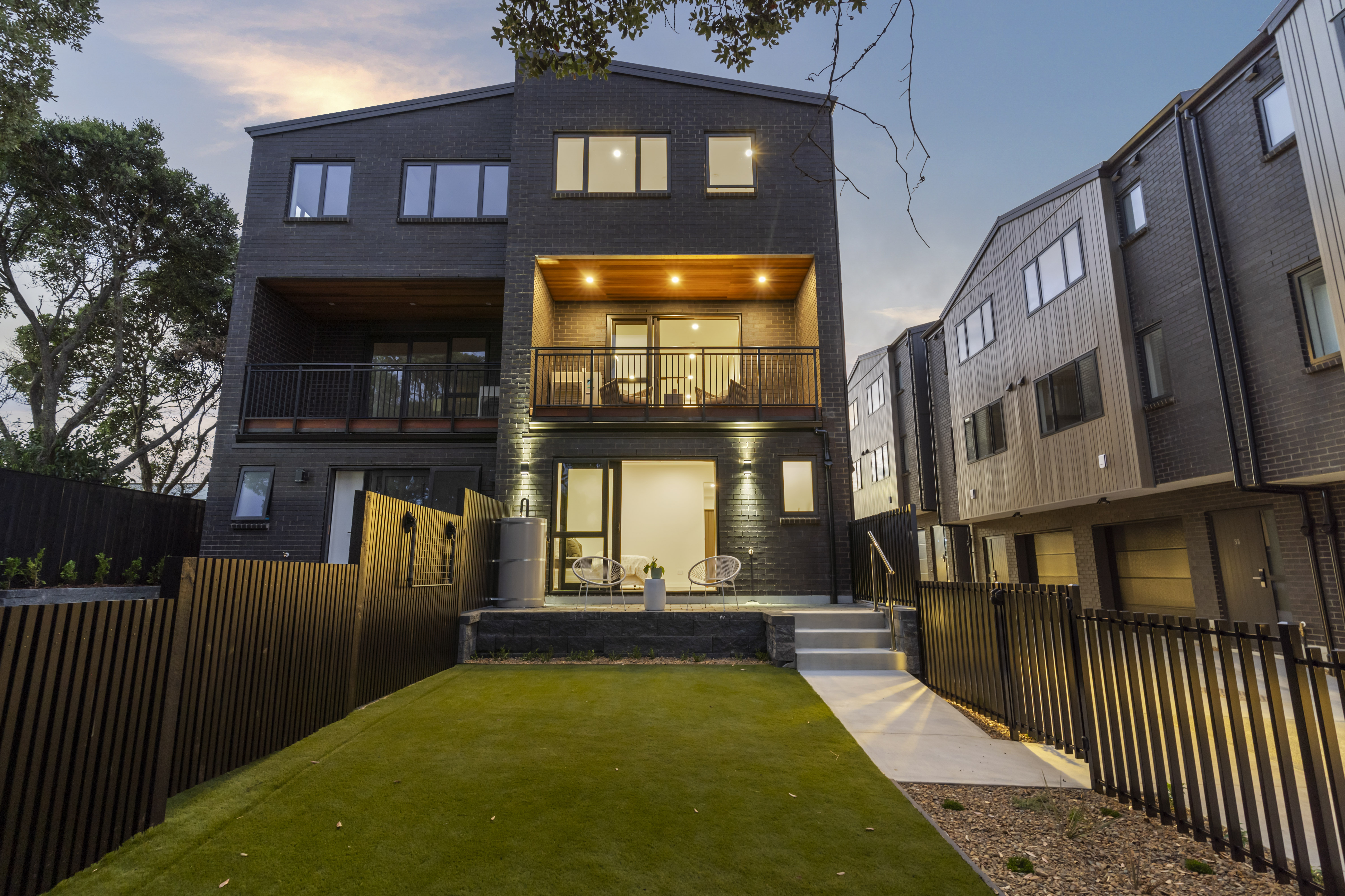 Sold 9C Huia Road, Pt Chevalier Aug 2025 | Barfoot & Thompson