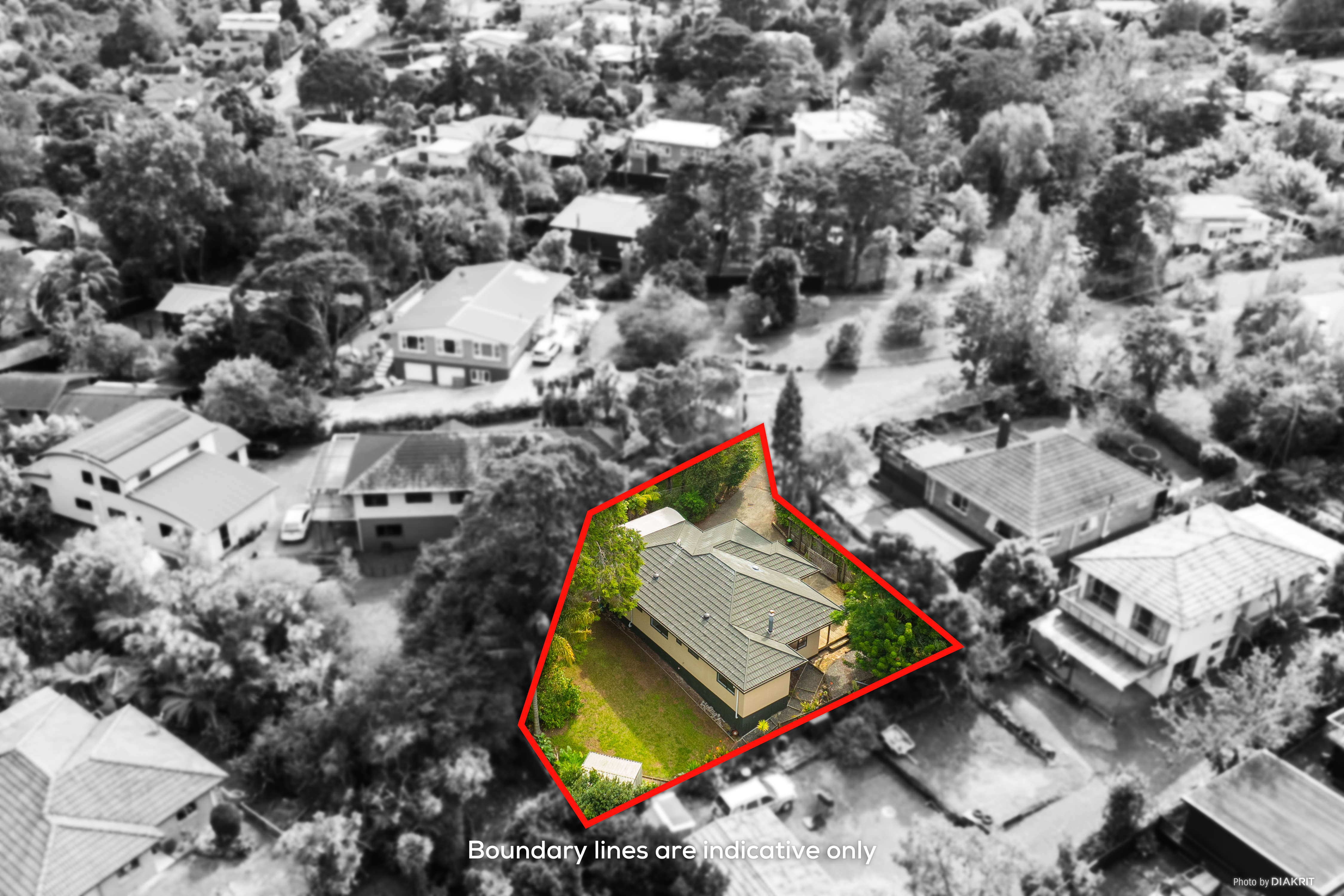 1A Derwent Crescent, Titirangi for Sale | Barfoot & Thompson - 911111