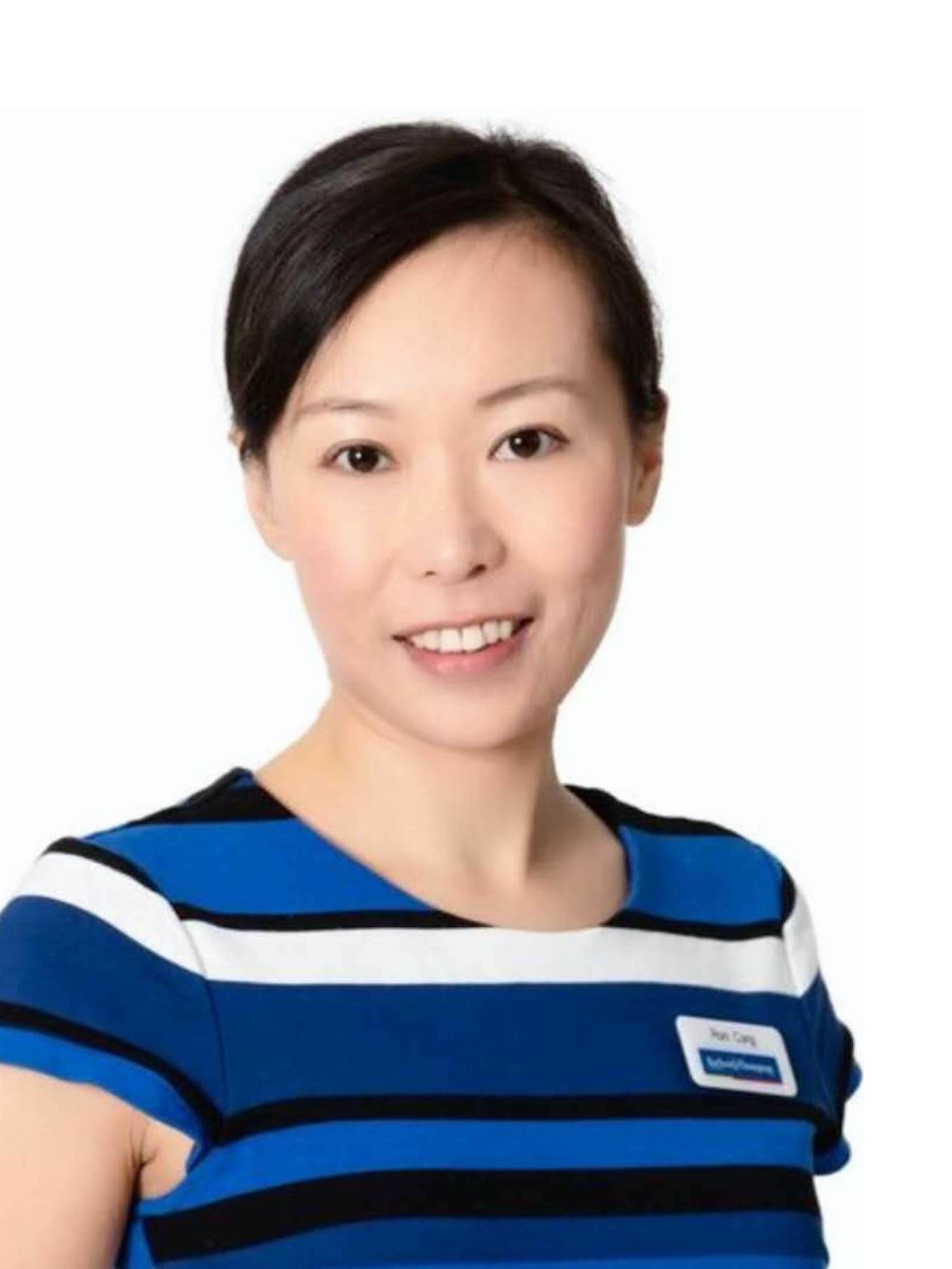 Roni Cong, Associate Salesperson | Barfoot & Thompson