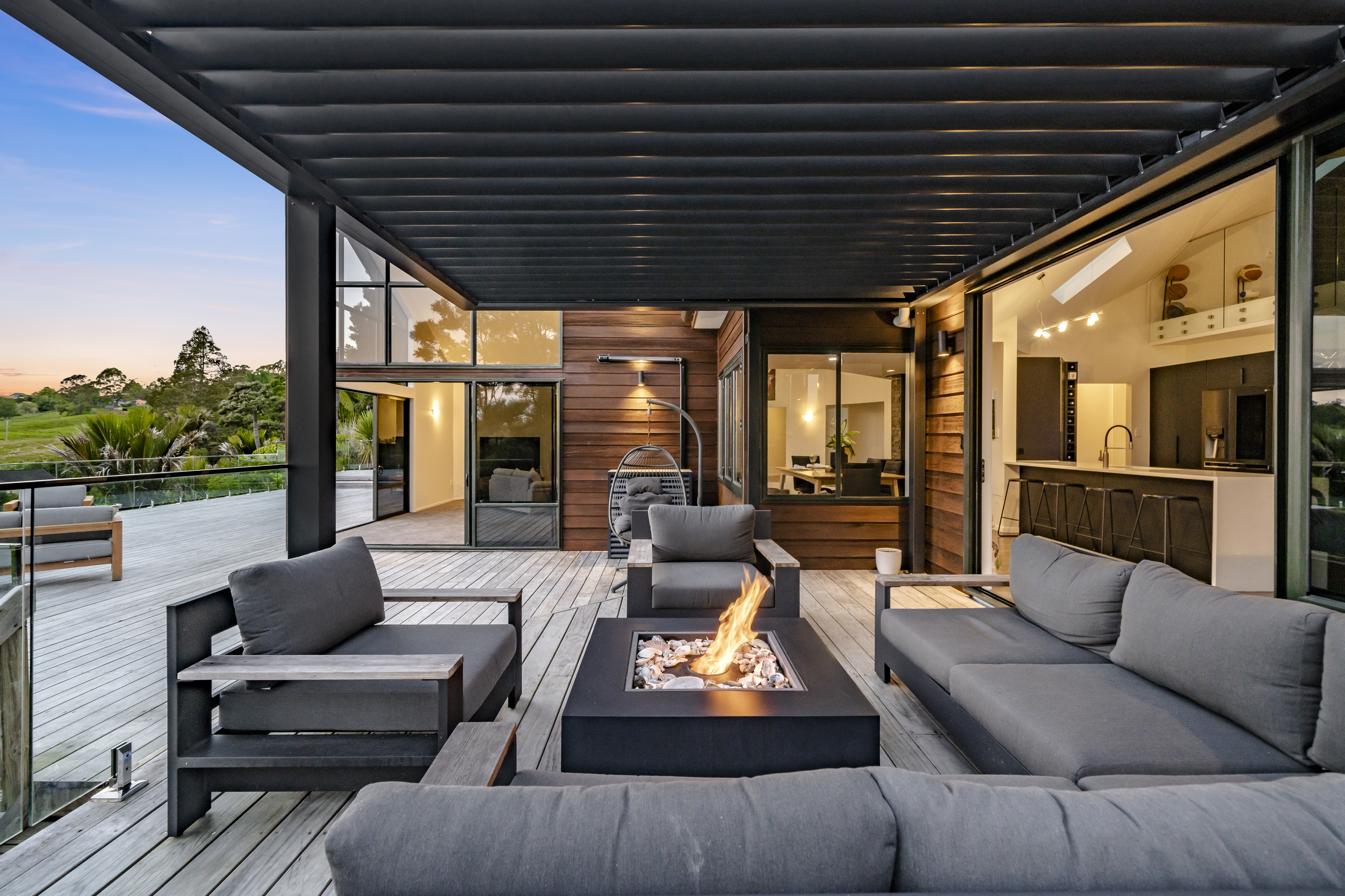 Jayne McCall, Residential/Lifestyle Sales | Barfoot & Thompson