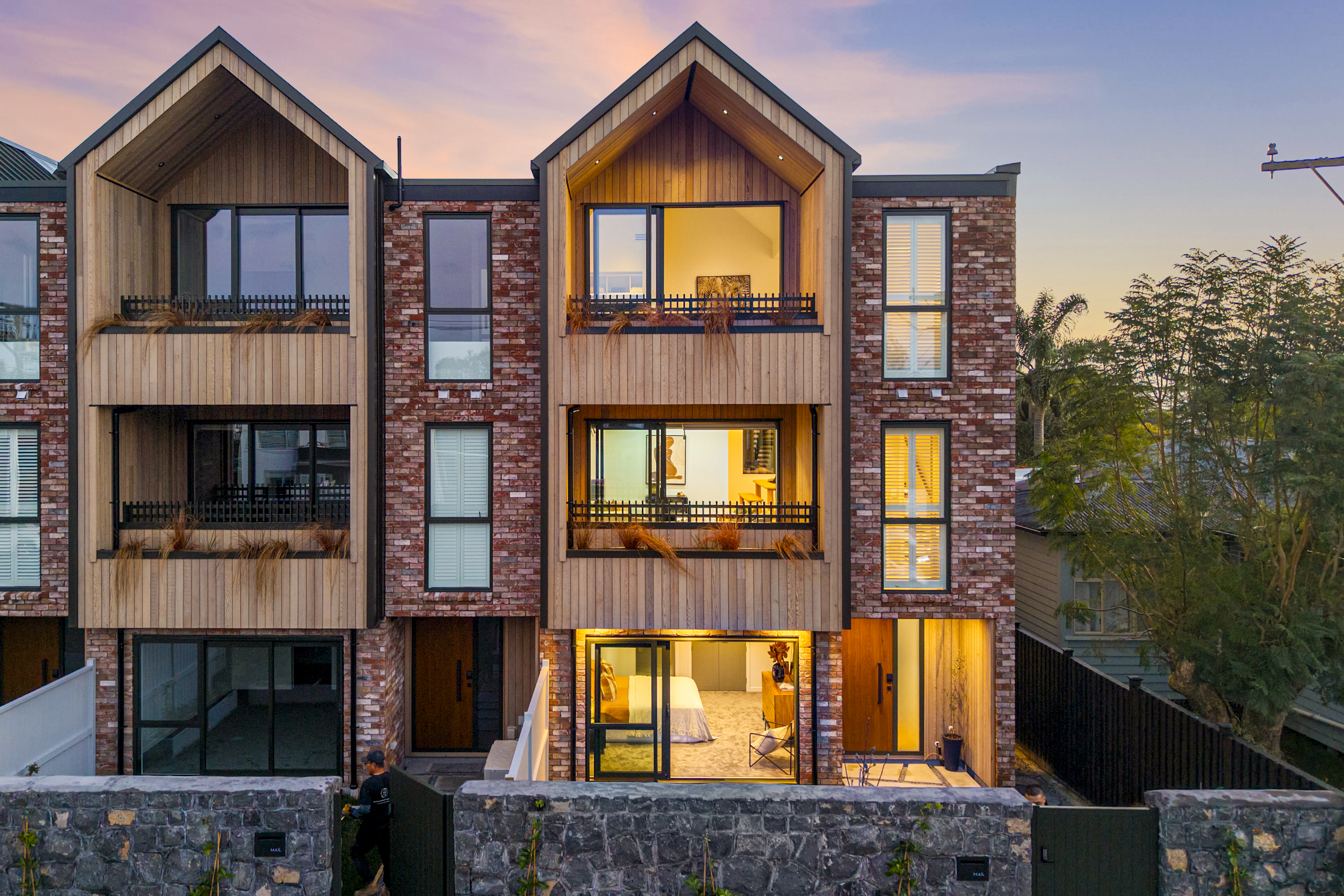 Sold 4/282 Point Chevalier Road, Pt Chevalier Oct 2025 | Barfoot & Thompson