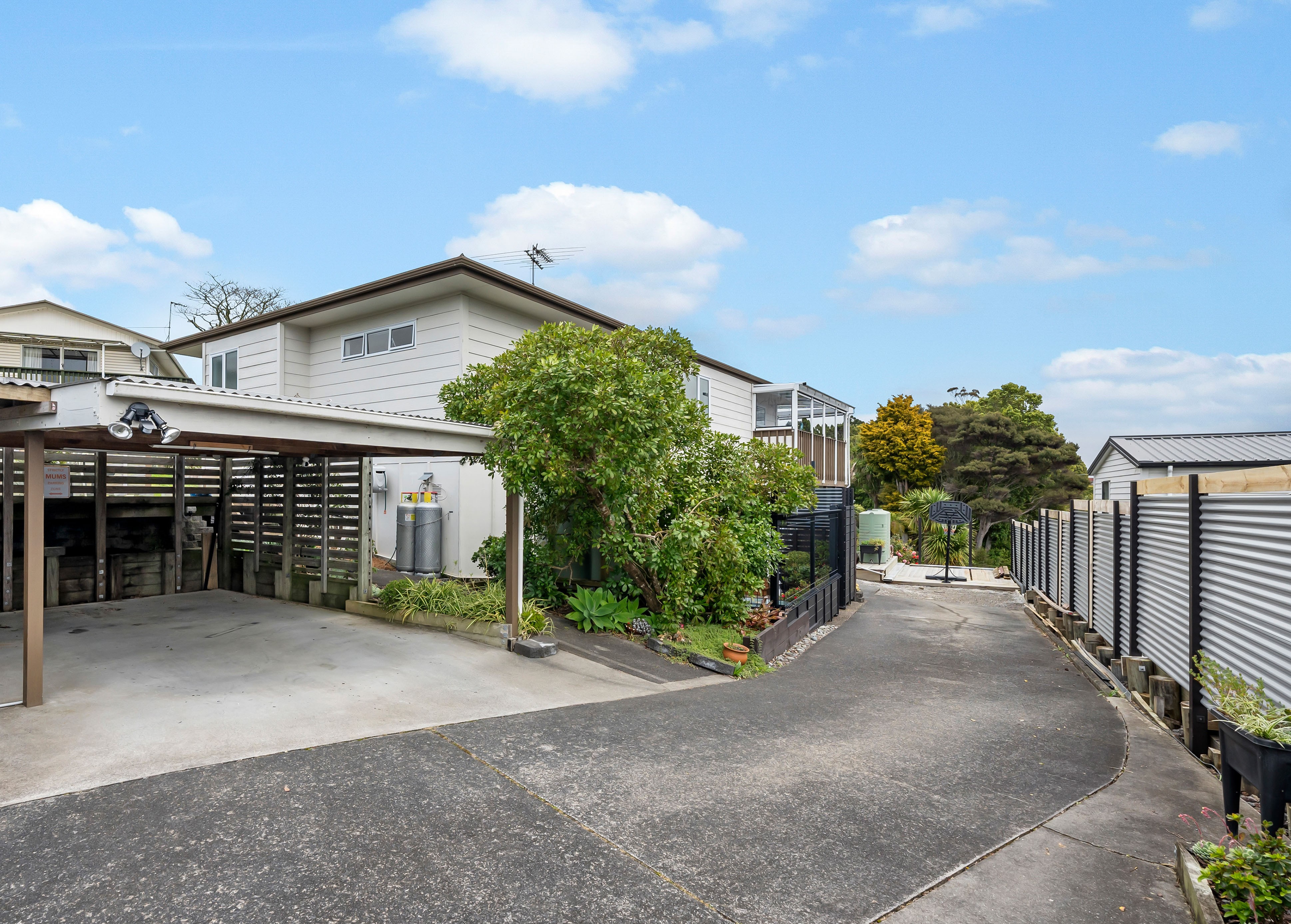 Sold 2 Anne Mclean Drive, Bayview Dec 2025 | Barfoot & Thompson