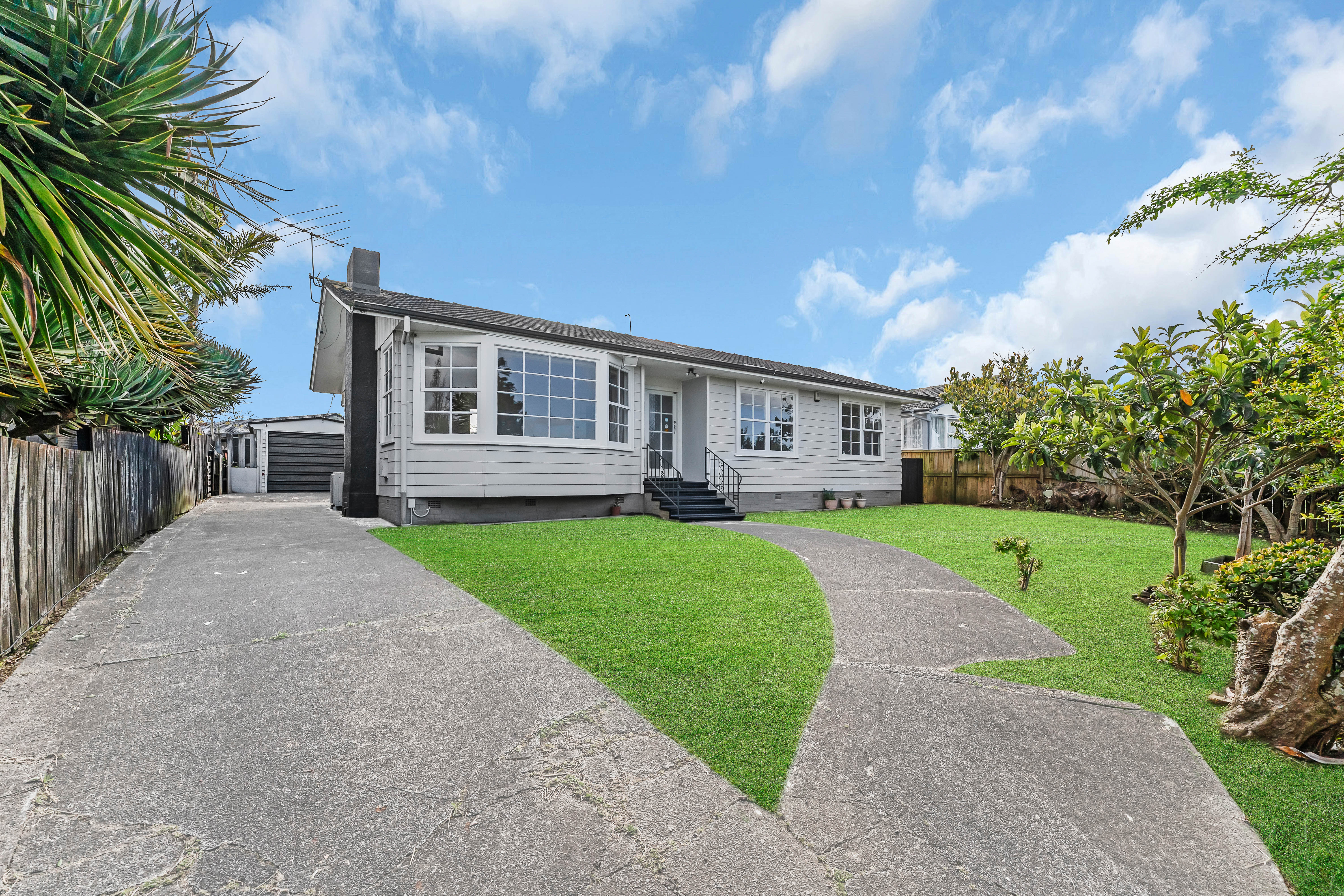 Sold 40 Wordsworth Road, Manurewa Dec 2025 | Barfoot & Thompson