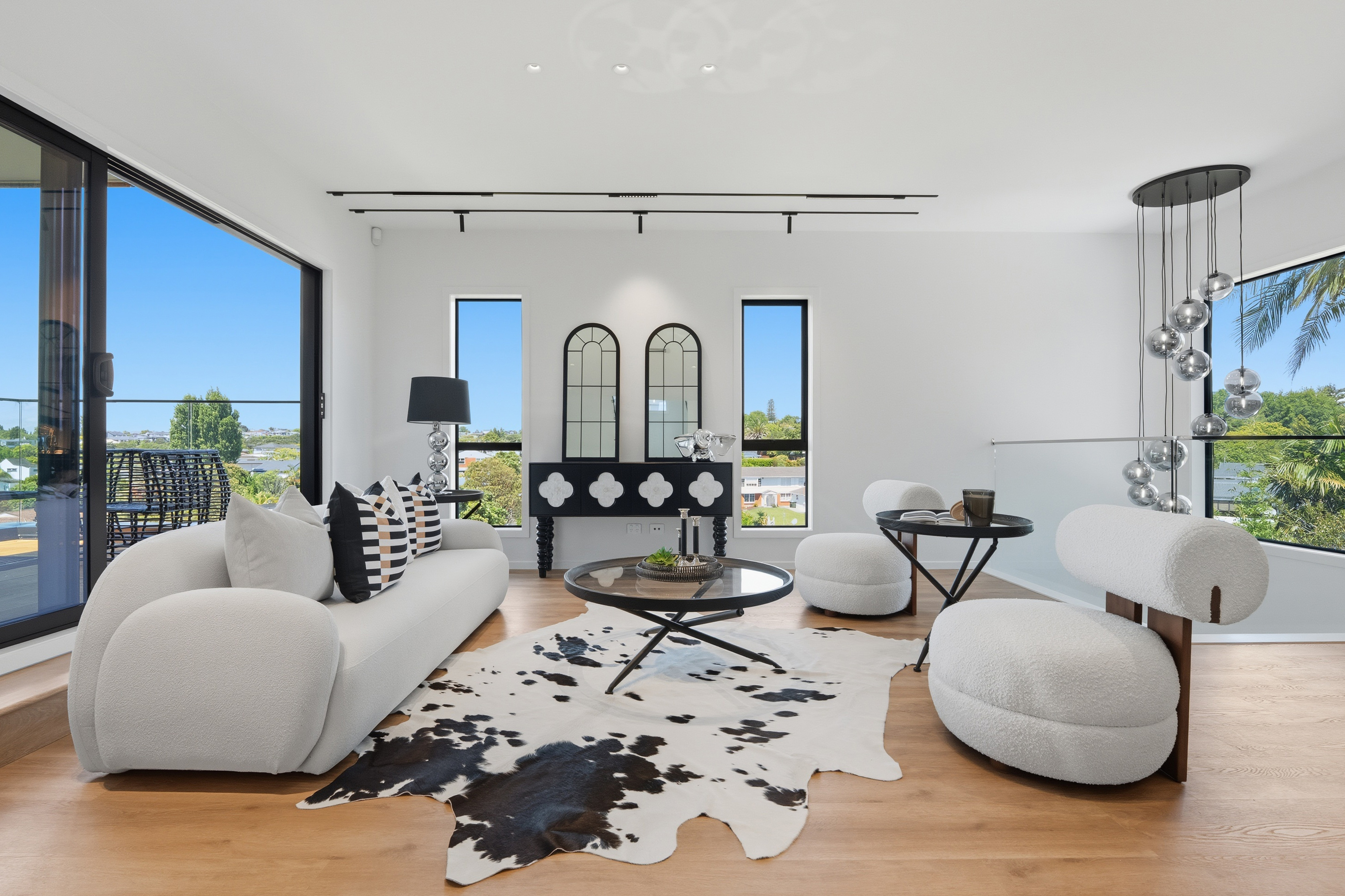 Sold 7C Cruickshank Crescent, Meadowbank Jan 2026 | Barfoot & Thompson