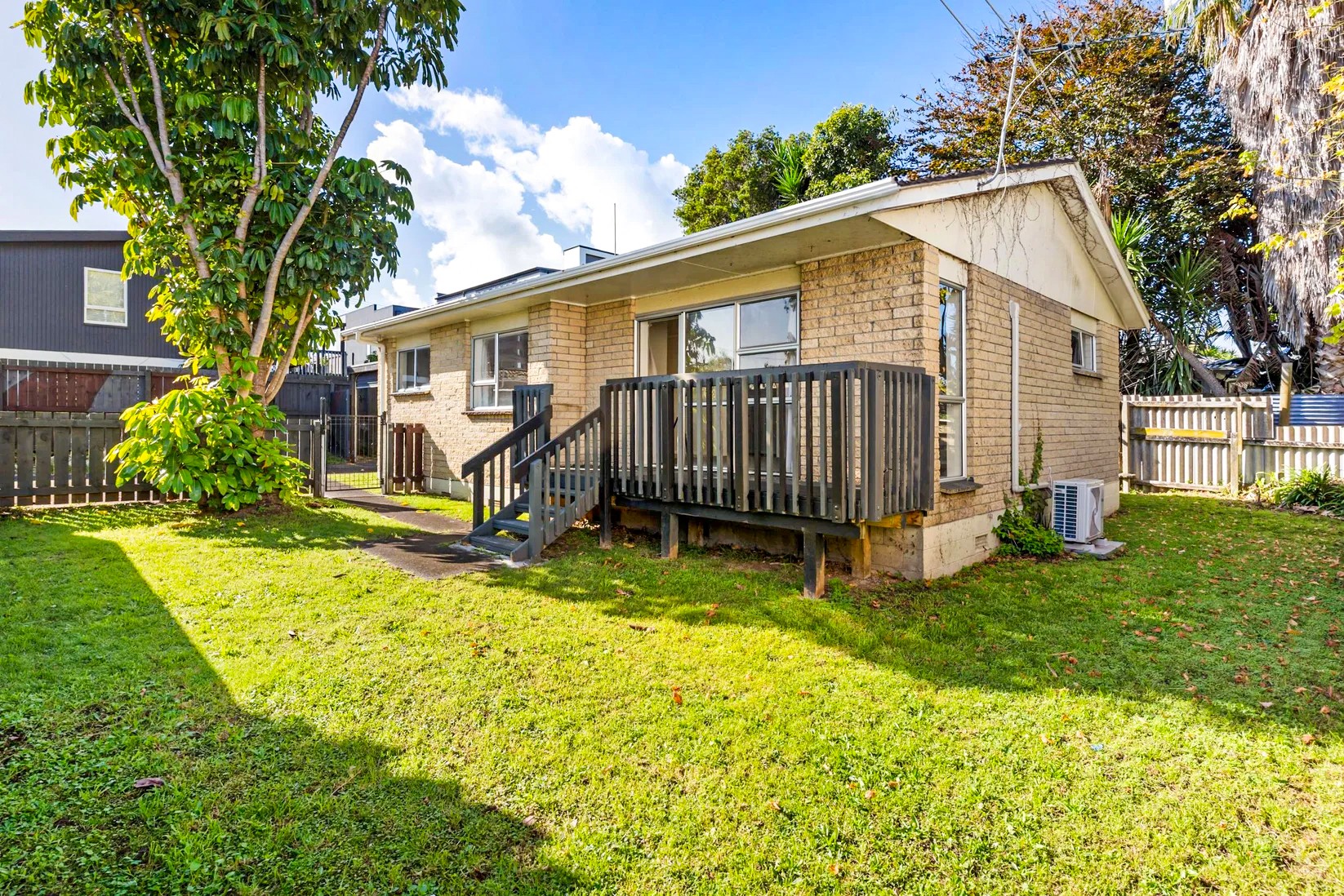 26A Byron Avenue, Takapuna for Rent | Barfoot & Thompson