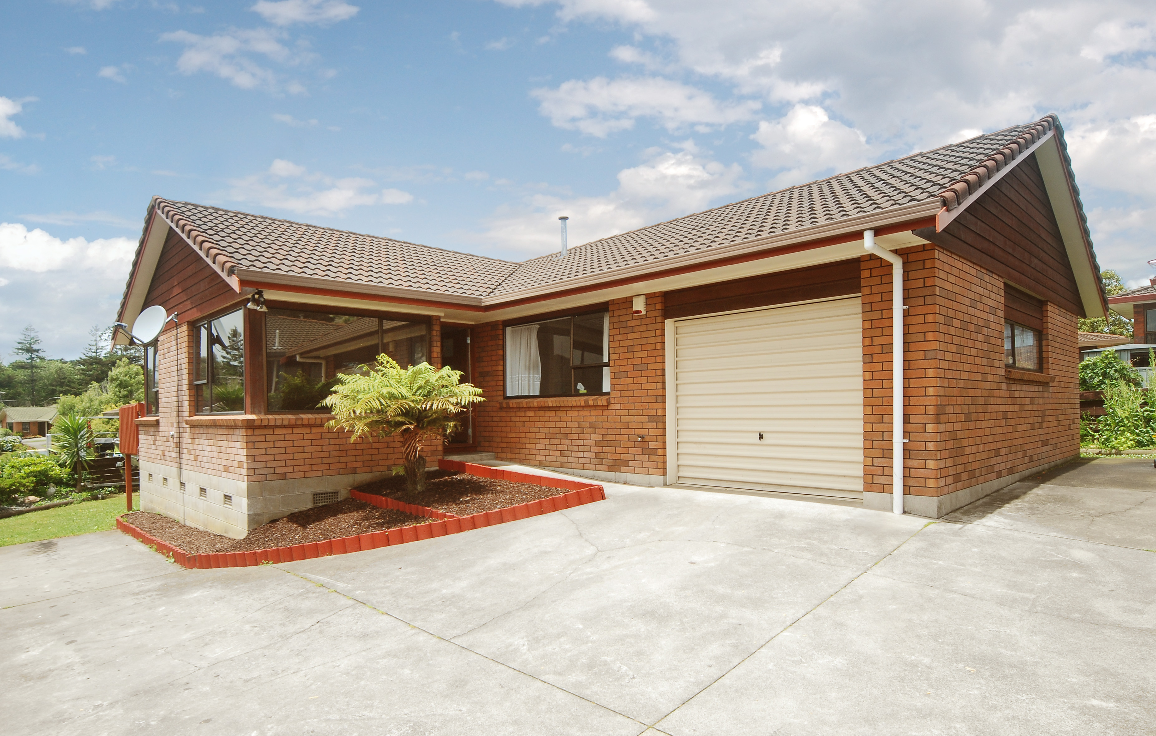 Sold B/147 Edinburgh Street, Pukekohe Dec 2012 | Barfoot & Thompson